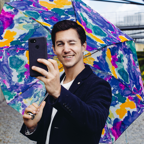 Traumberuf Magazin · Tim Oliver Schultz: „Ich war froh, da raus zu sein"